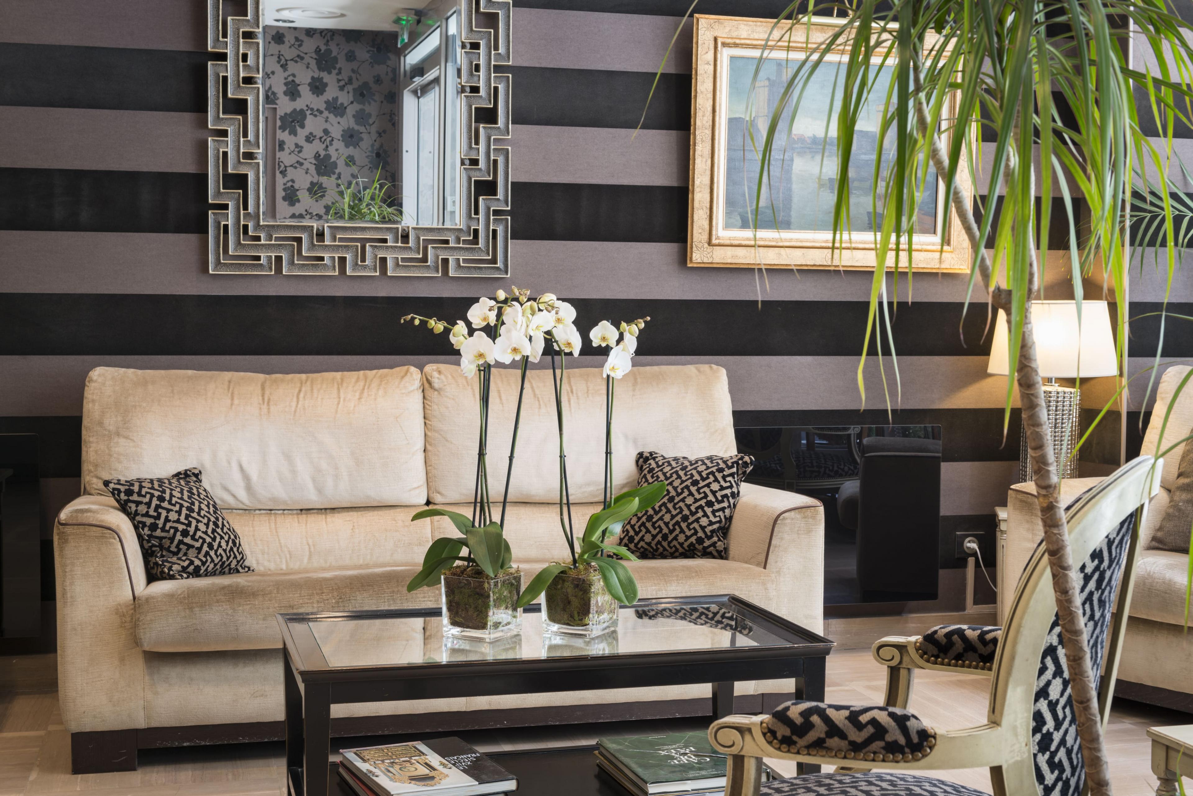 Hotel Volney Opéra | 3 star hotel Paris | Official Website